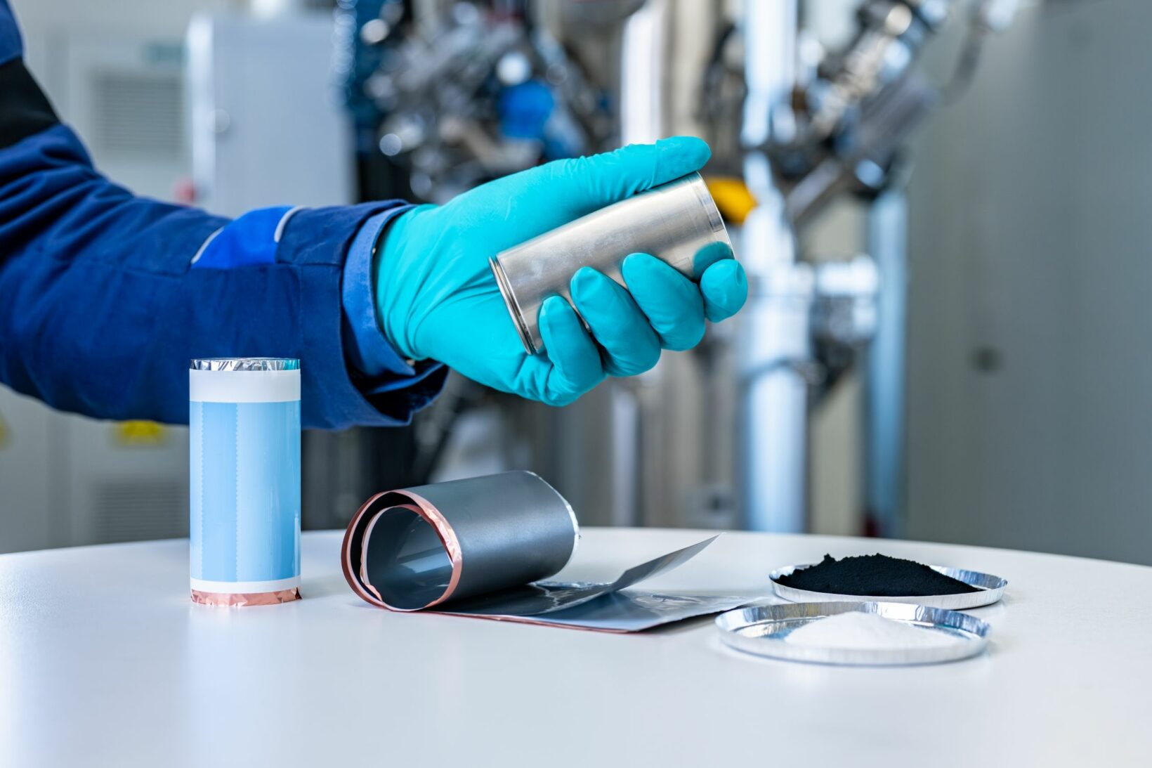 Le recyclage pourrait apporter 15 % des matériaux pour les batteries en ...