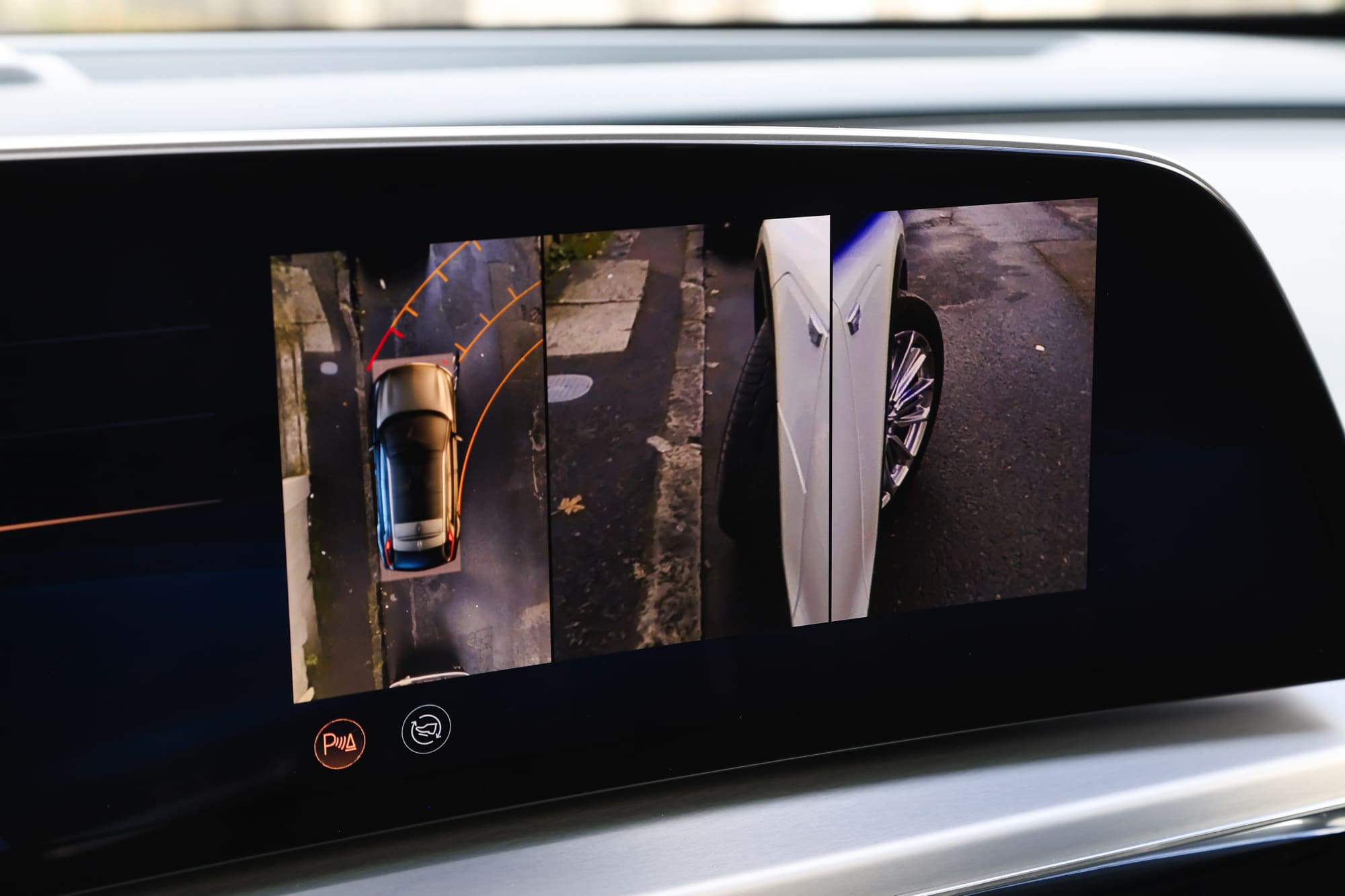 Cadillac Lyriq 600 E4 : ESSAI du SUV électrique à l'américaine