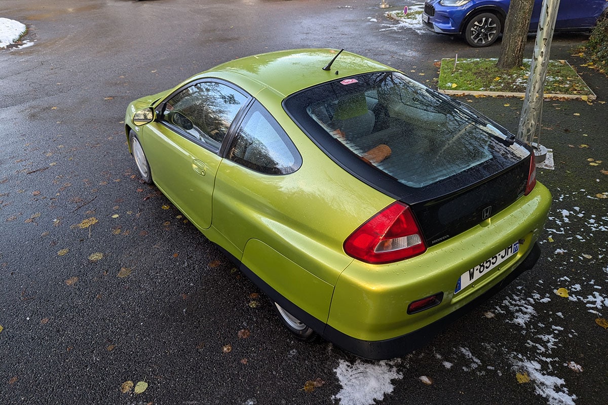 Essai rétro : Honda Insight, la soucoupe volante écologique