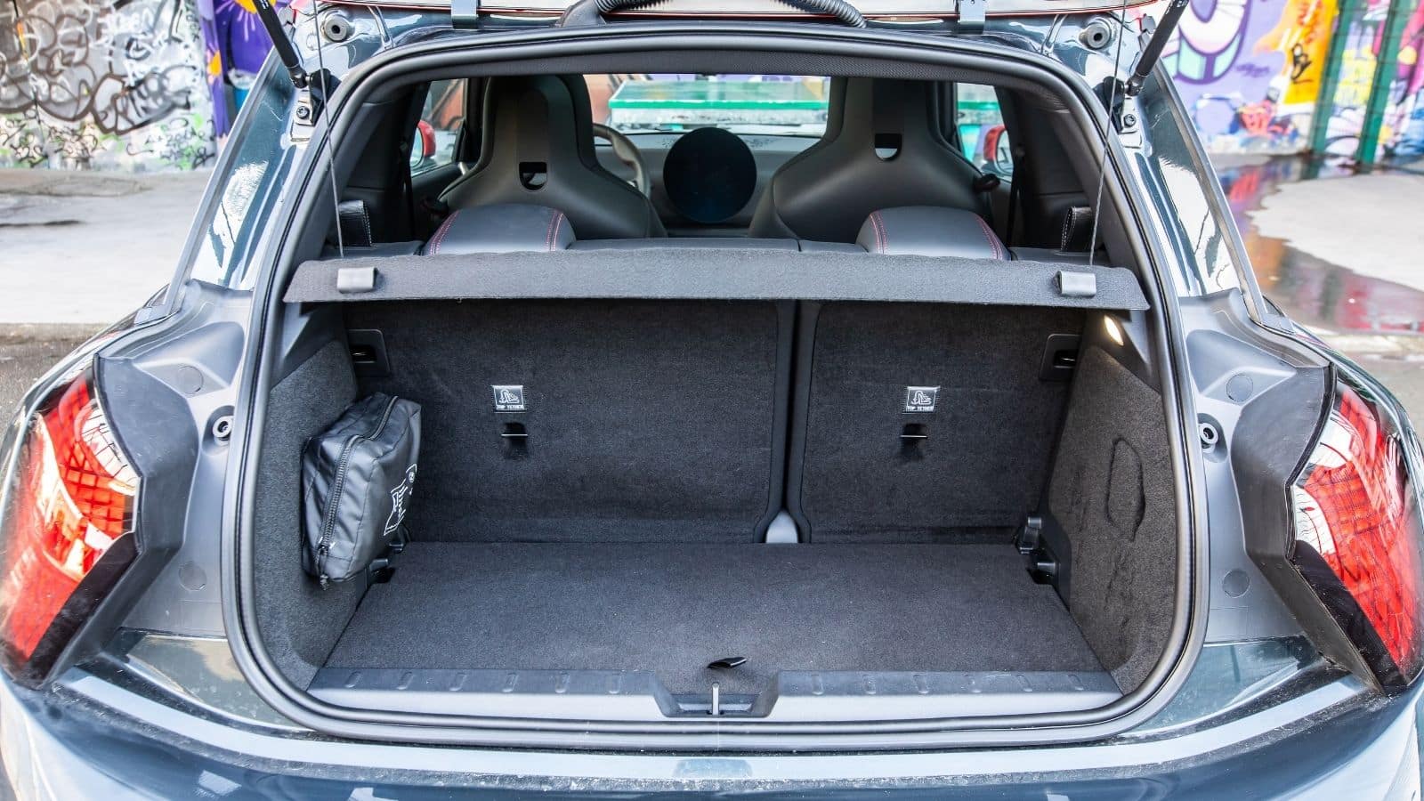 Alpine A290 vs Mini Cooper SE JCW : le duel des GTI électriques