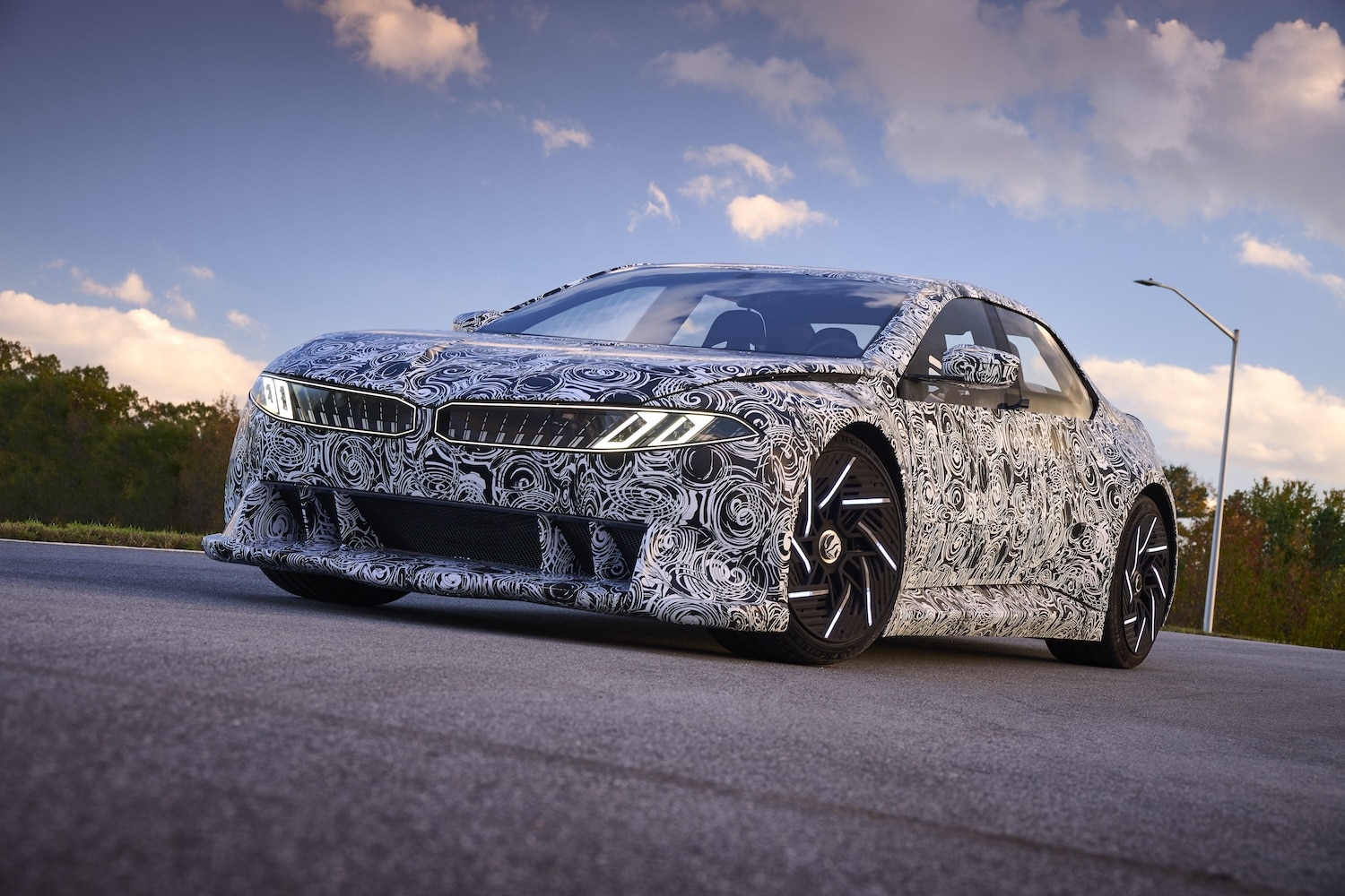 BMW donne un avant-goût de la future M3 100 % électrique