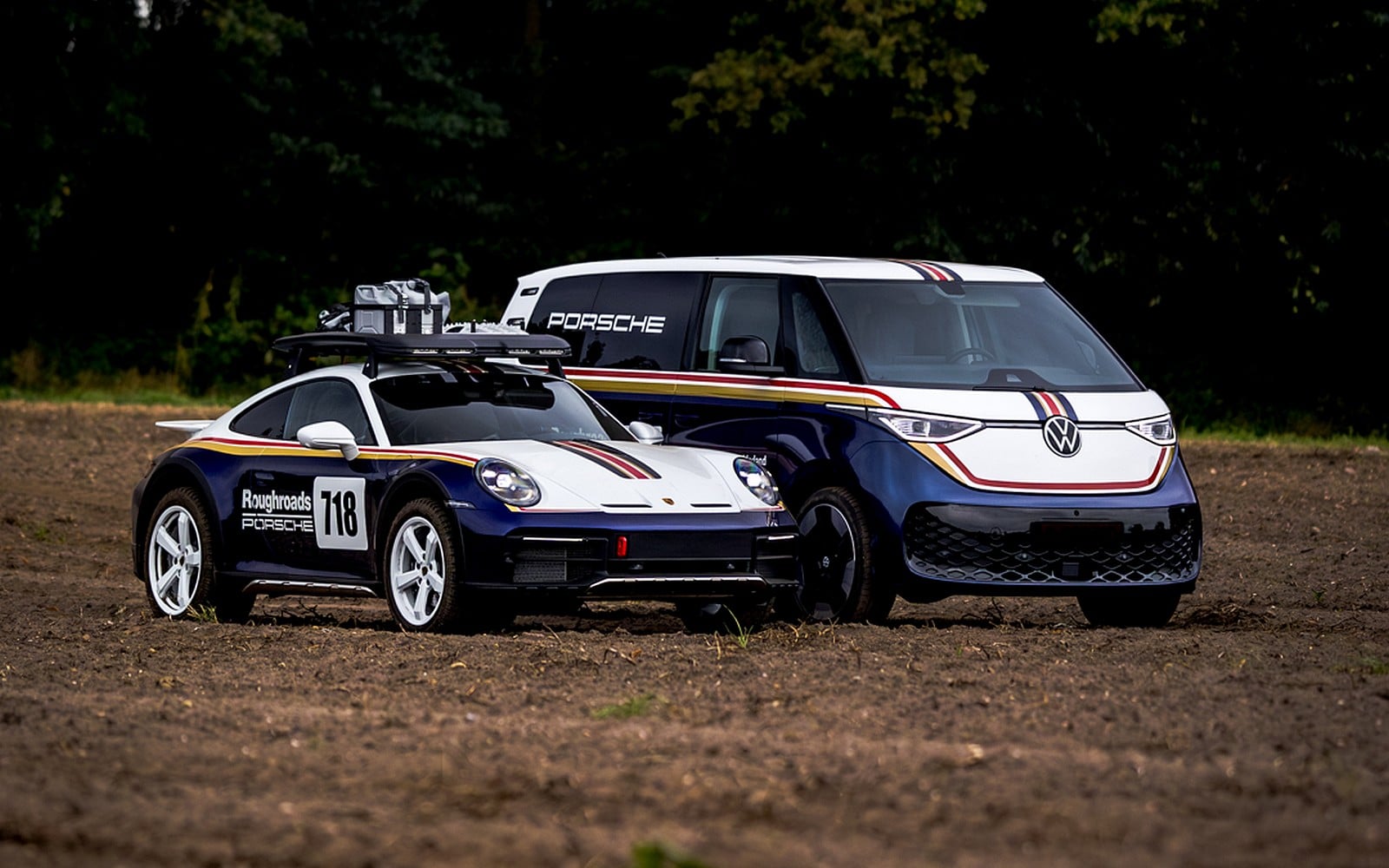 Le Volkswagen ID.Buzz arbore une décoration mythique pour tracter une ...