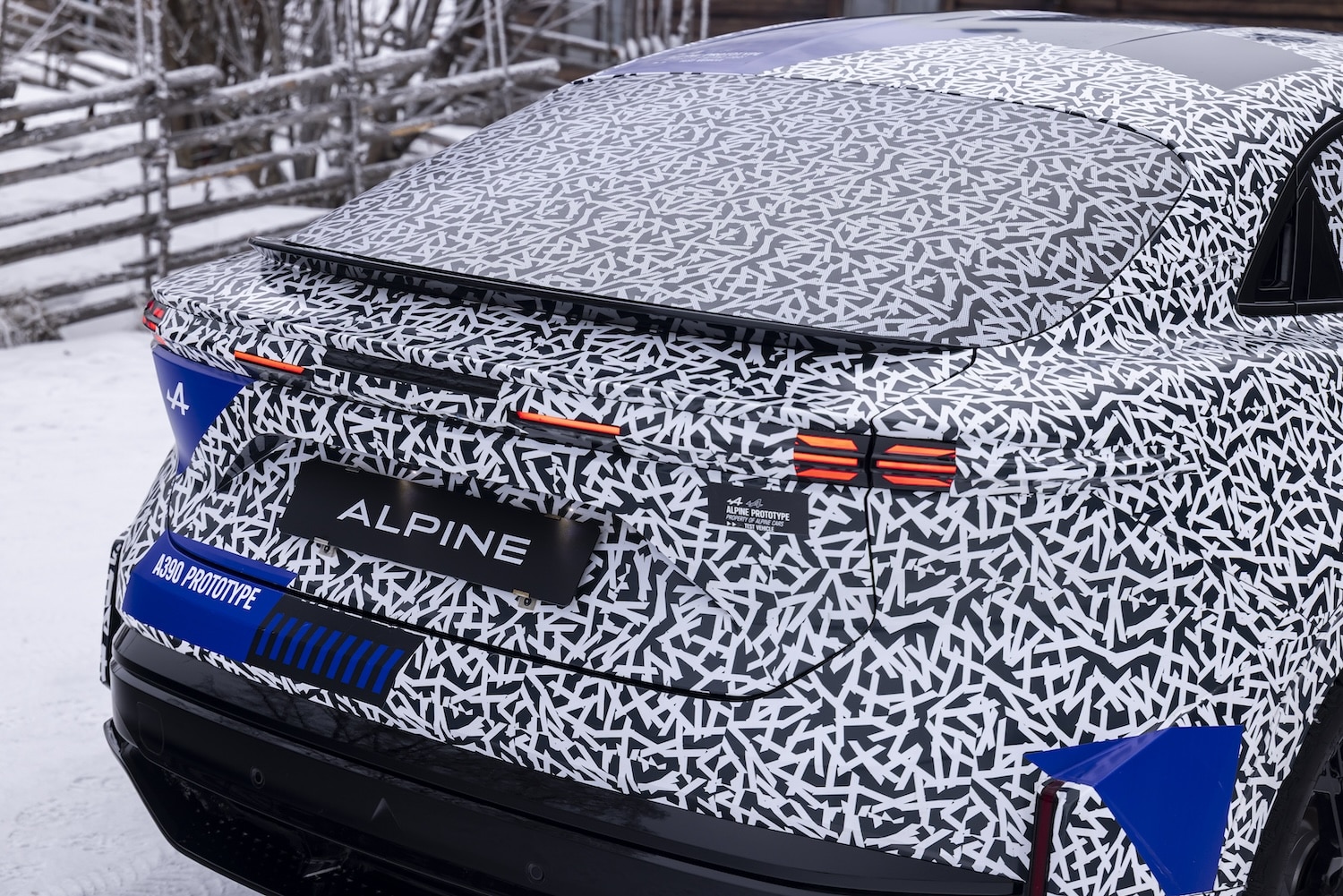 Alpine A390 : voici les premières photos et infos officielles du ...