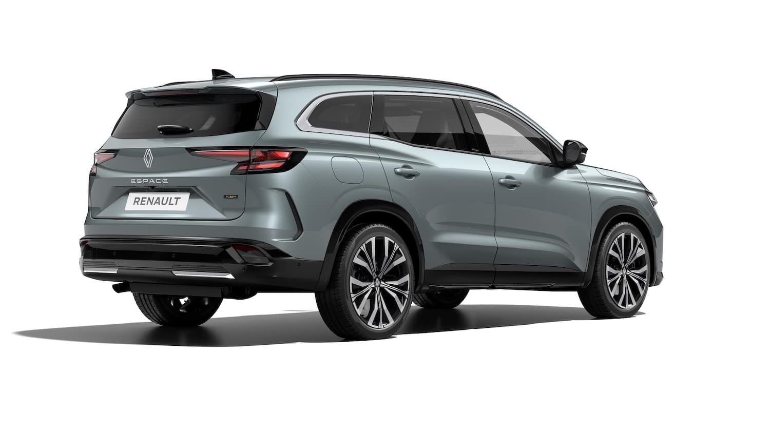 Renault restyle déjà l'Espace hybride : voici tout ce qui change en 2025