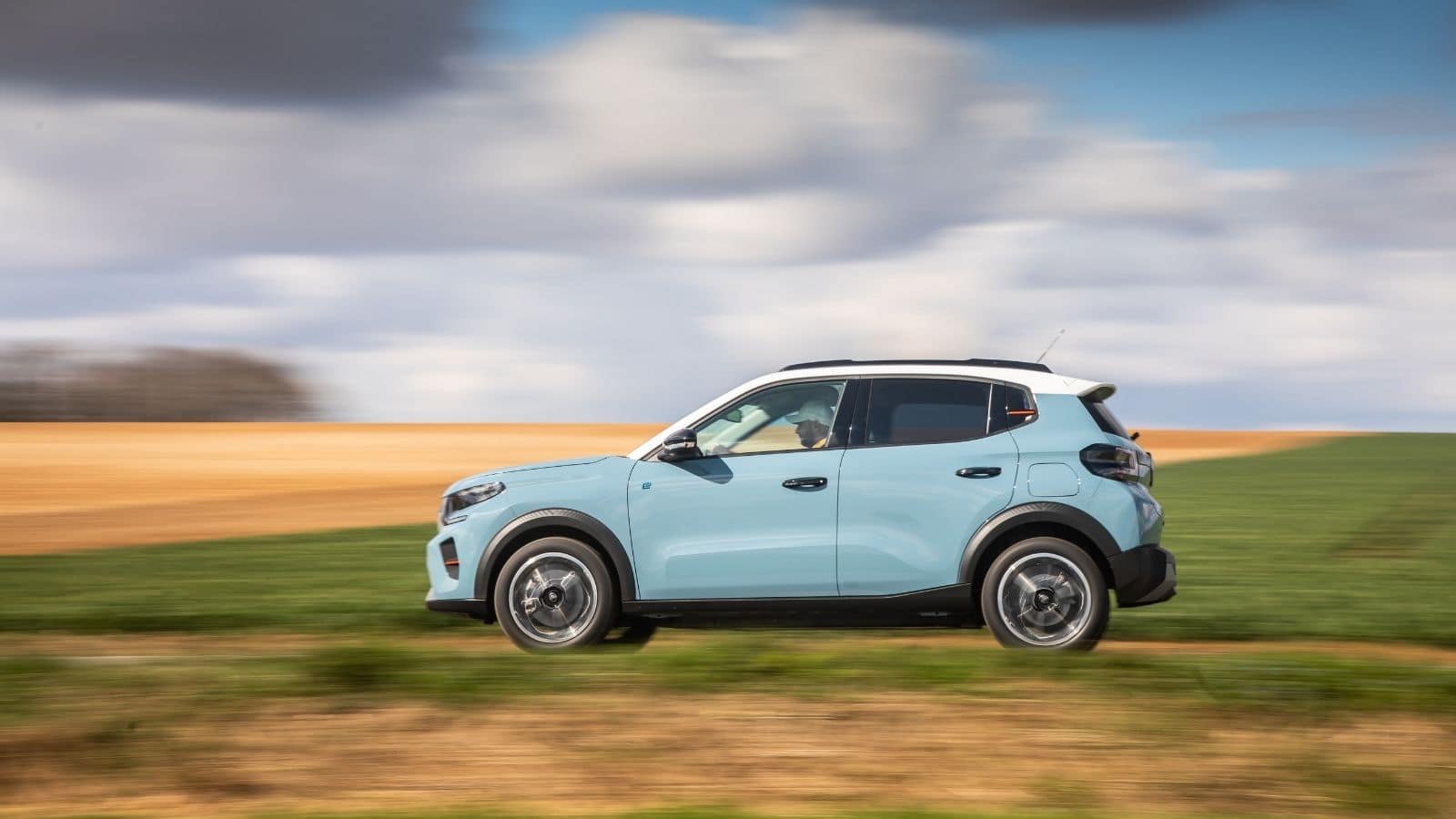 Marché automobile Mai 2025 : la Renault 5 encore battue par la Citroën ...