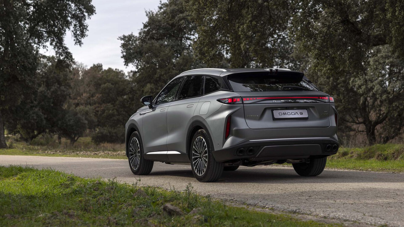 Omoda 9 PHEV : un SUV hybride rechargeable à 40 000 € puissant comme ...
