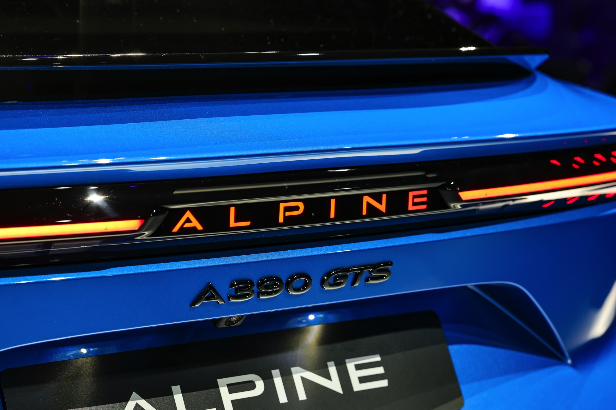 Alpine A390 GT et GTS : découverte en vidéo du sport fastback