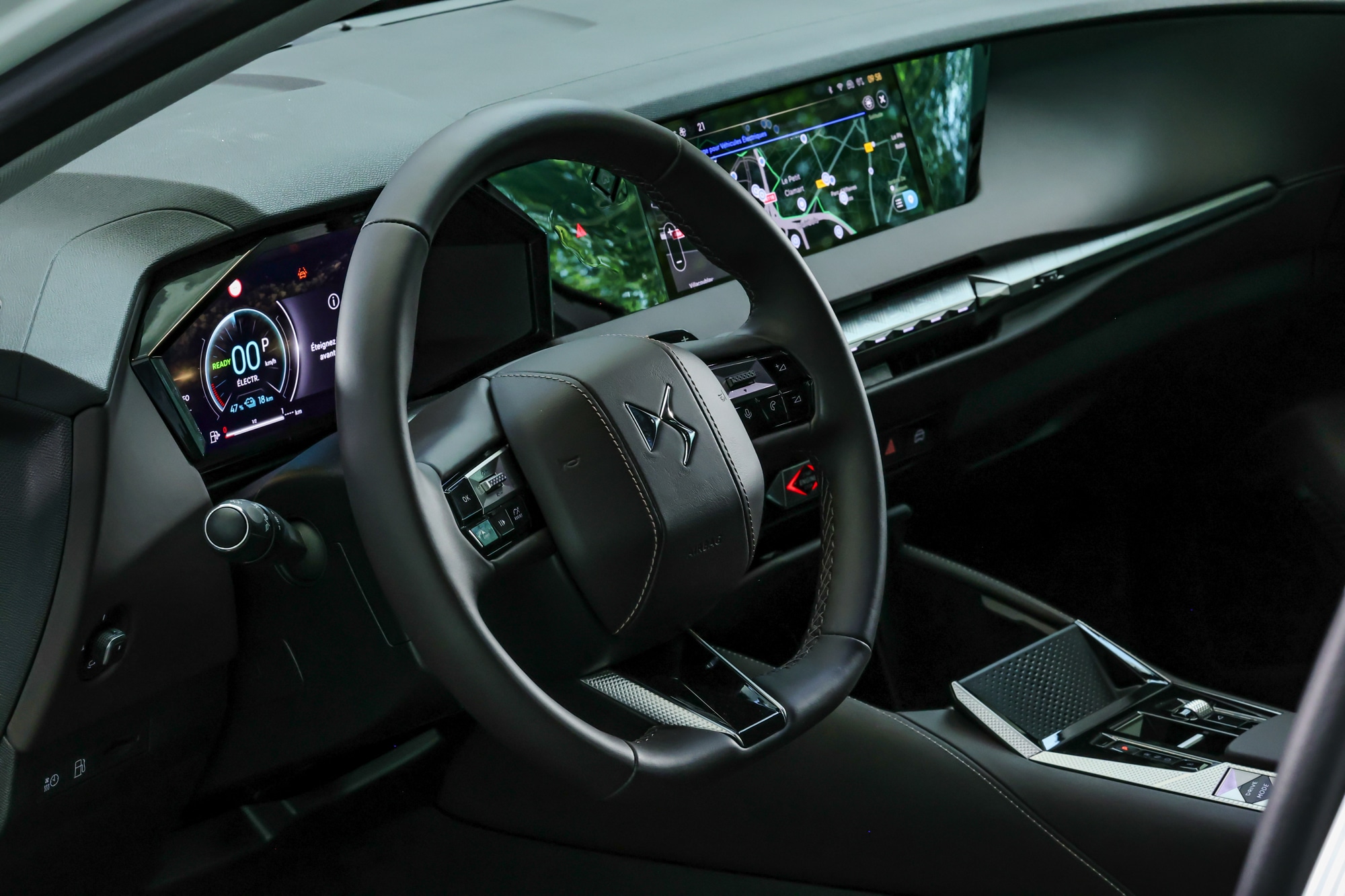 DS N°4 E-Tense : découverte de la berline premium électrique