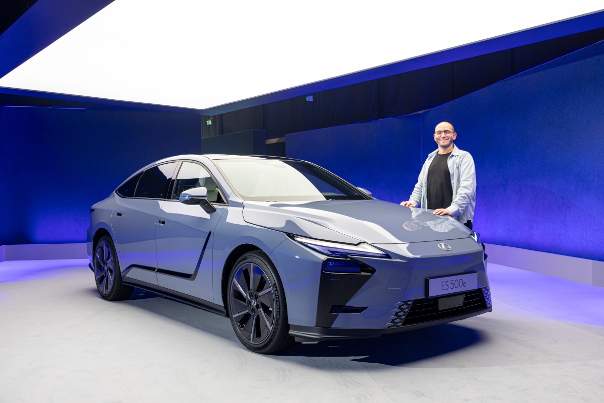 Lexus ES 500e : on est monté à bord de la routière électrique qui vise ...