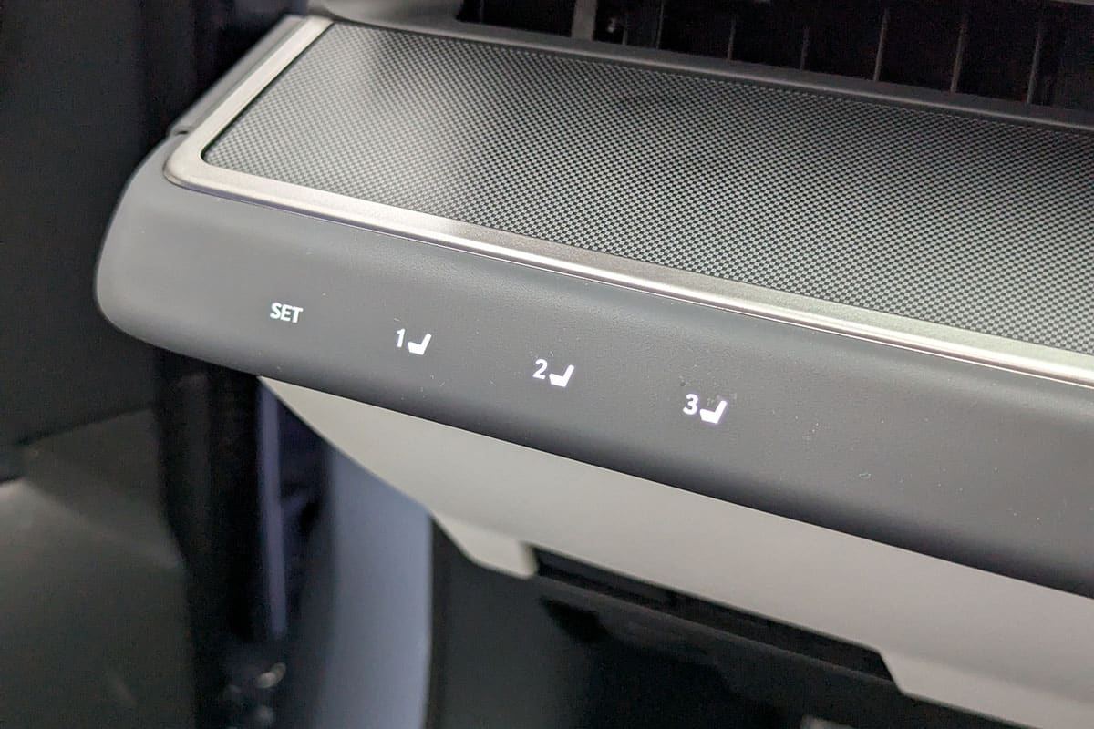 Lexus ES 500e : on est monté à bord de la routière électrique qui vise ...