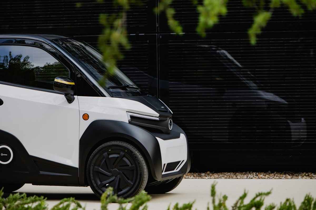 Silence S04 : la microcar électrique vendue chez Nissan à moins de 10 000