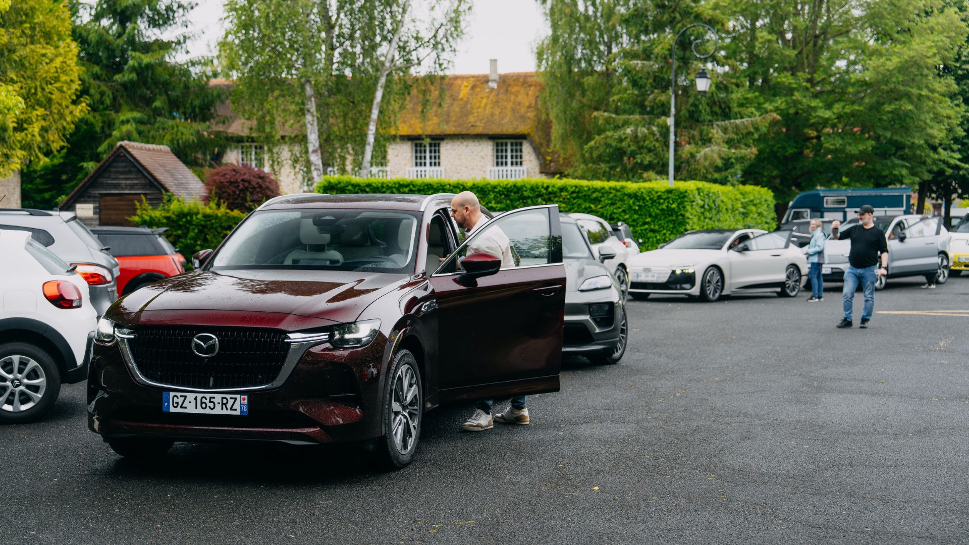 Le Skoda Elroq élu meilleure voiture électrique 2025 par les ...