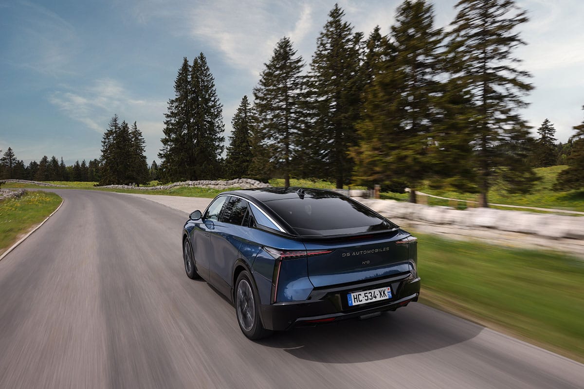 DS N°8 : le SUV coupé électrique en cinq points
