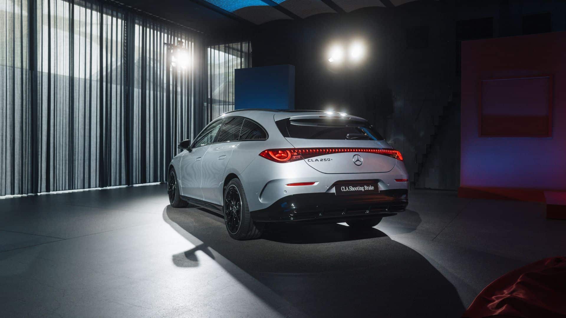 IAA Munich 2025 - Mercedes CLA Shooting Brake : plus de place, un peu moins de km pour le break ...
