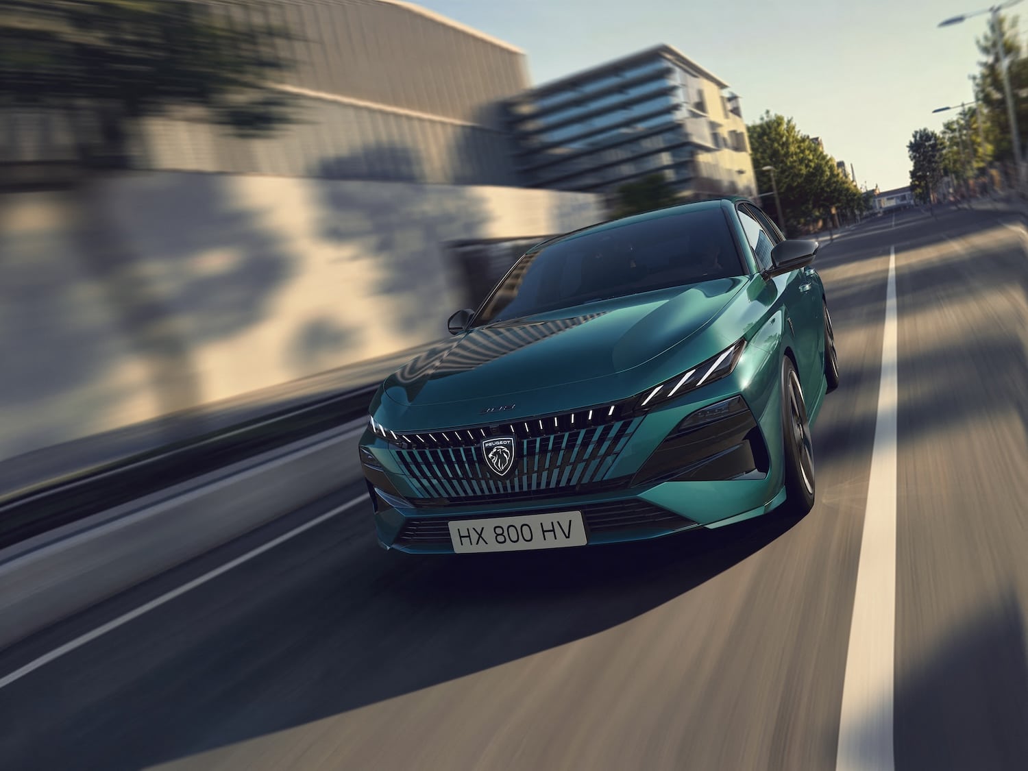 Peugeot 308 électrique restylée : l'autonomie progresse un peu, est-ce ...