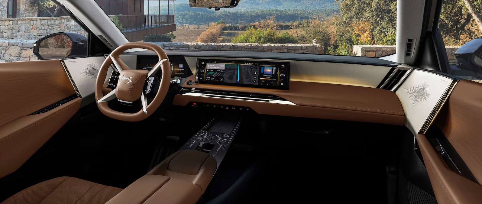 DS N°8 : le SUV coupé électrique en cinq points