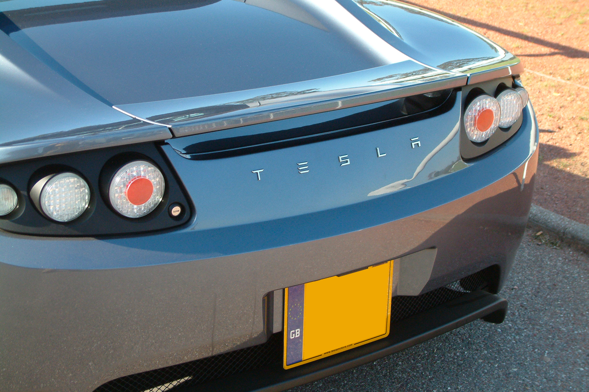 Chronique de la Revolte - 9 : Tesla Roadster, bonnes nouvelles pour l ...