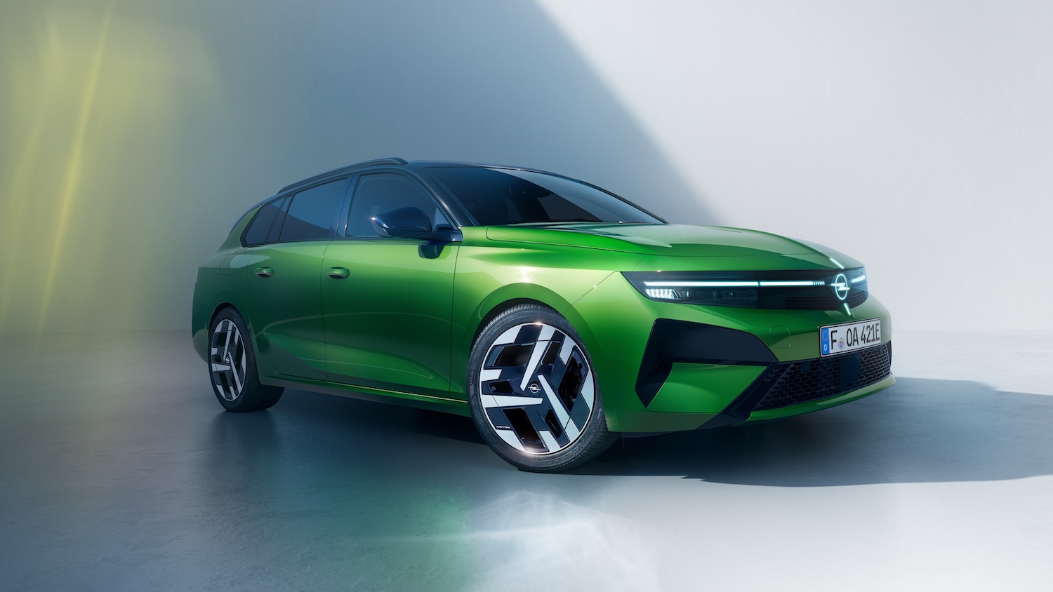 Opel Astra restylée : plus d'autonomie pour la version électrique