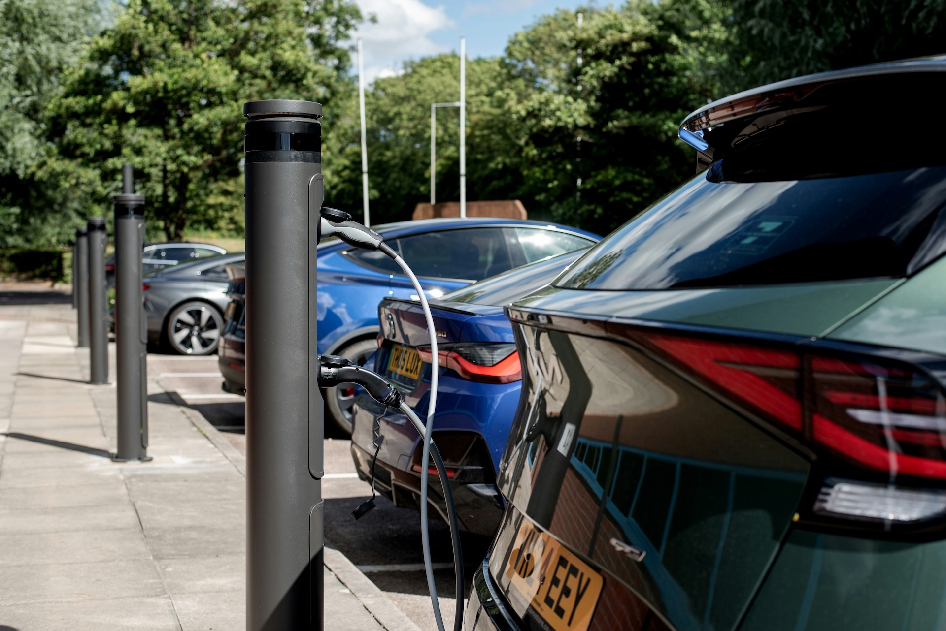 Cette nouvelle taxe sur les voitures électriques fait son chemin ...