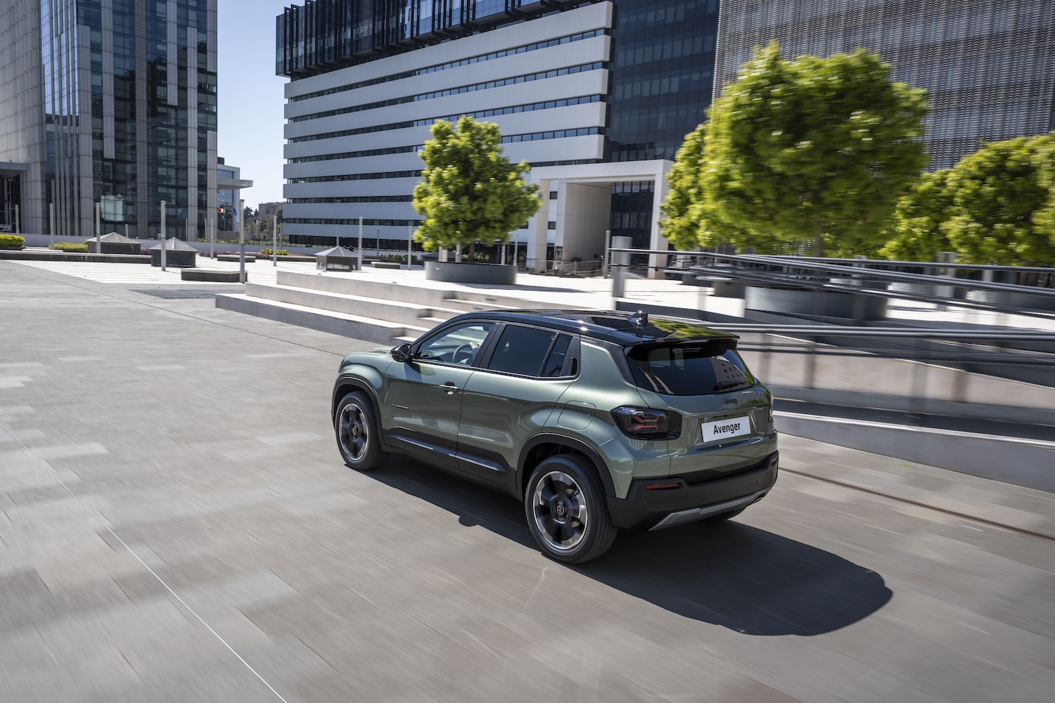 Jeep Avenger restylé (2026) : voici ce qui change pour le petit SUV ...